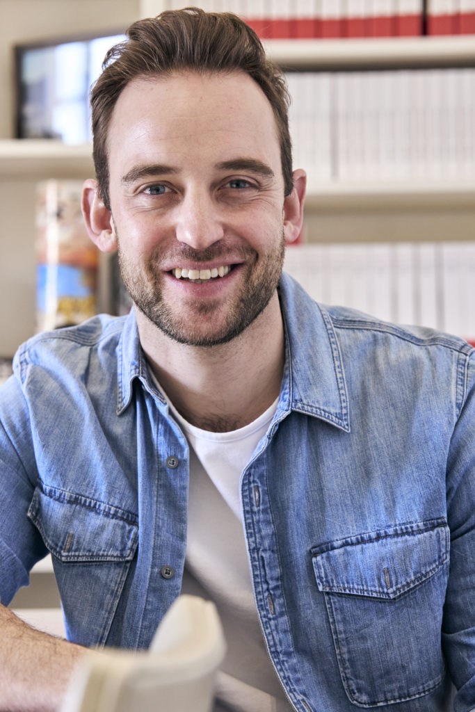 Joël Dicker sort La très catastrophique visite du zoo - Interview